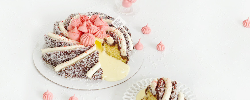 Lamington Volcano Cake – Cake of the Month yang Bikin Rindu - Blog